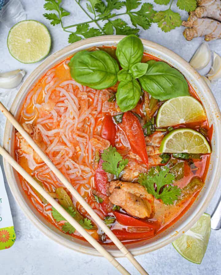 Low Carb Chicken Panang Curry 'Noodle' Soup - The Jam Jar Kitchen