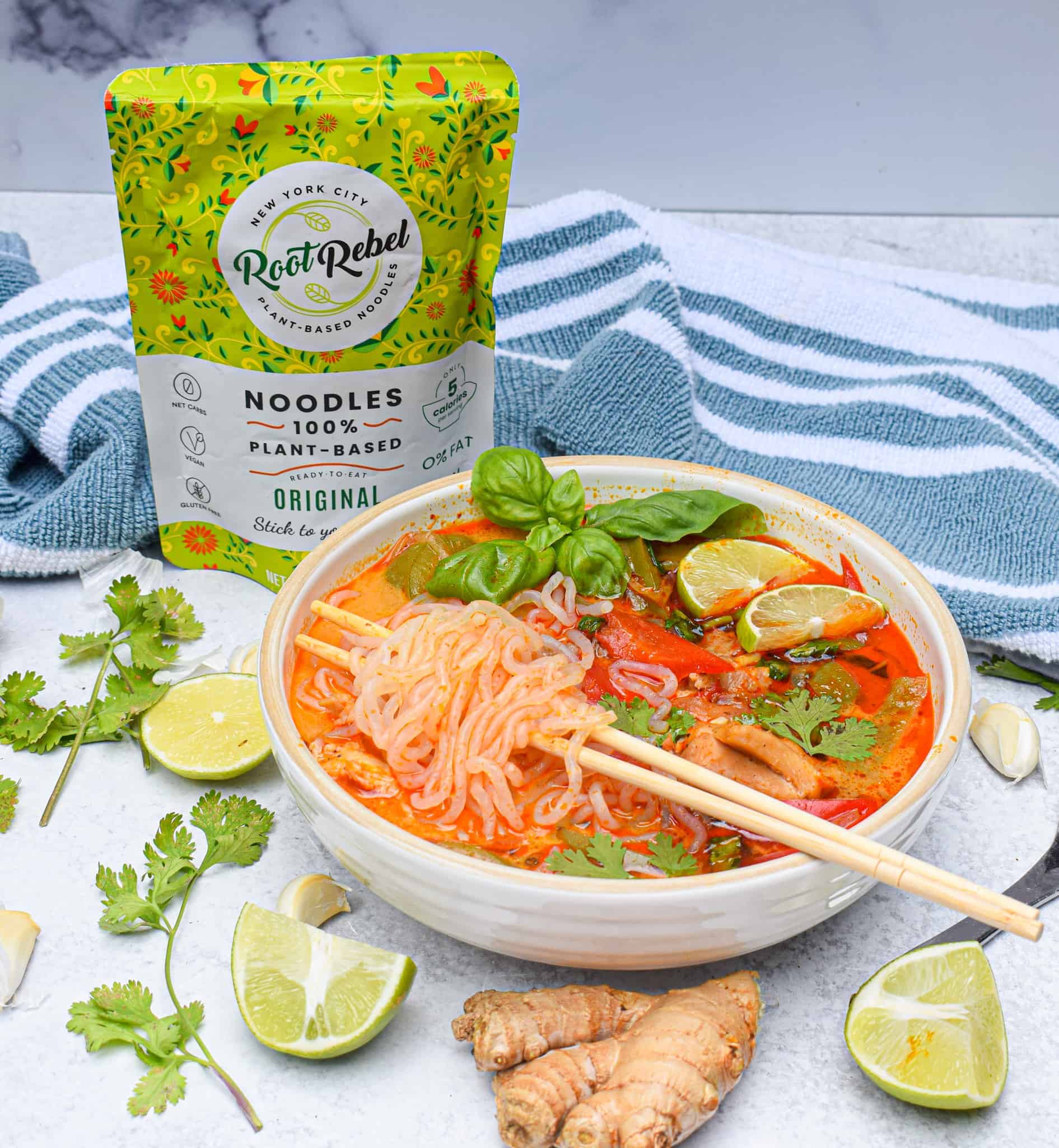 Low Carb Chicken Panang Curry 'Noodle' Soup - The Jam Jar Kitchen