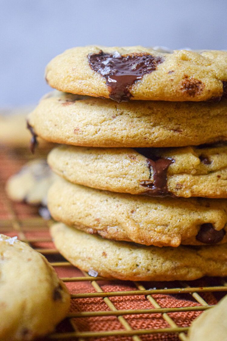 Olive Oil Chocolate Chip Cookies - The Jam Jar Kitchen