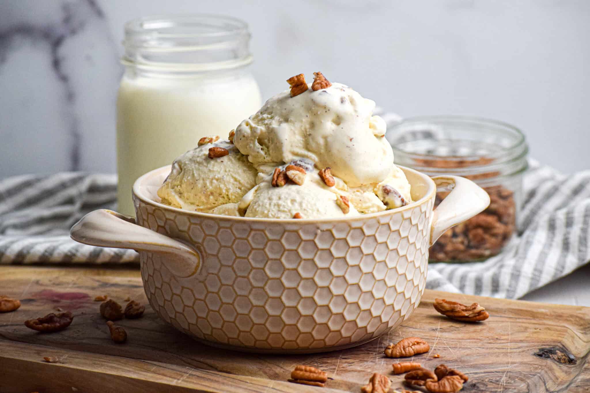 Butter Pecan Ice Cream - The Jam Jar Kitchen