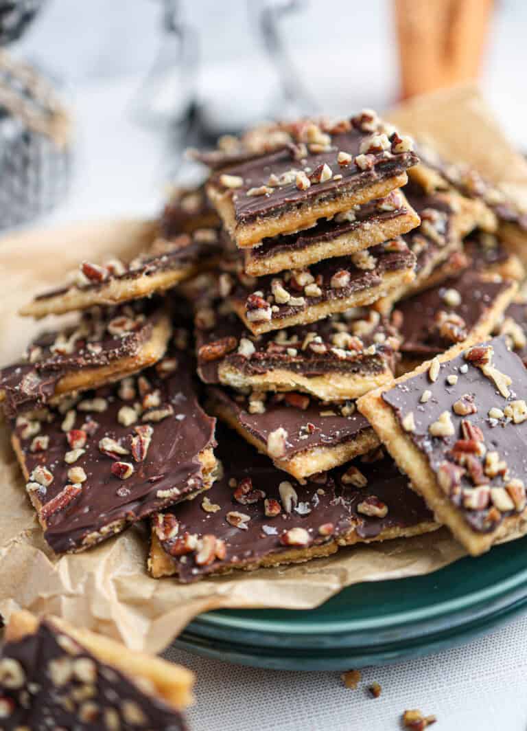 Christmas Crack (aka: Saltine Cracker Toffee) - The Jam Jar Kitchen